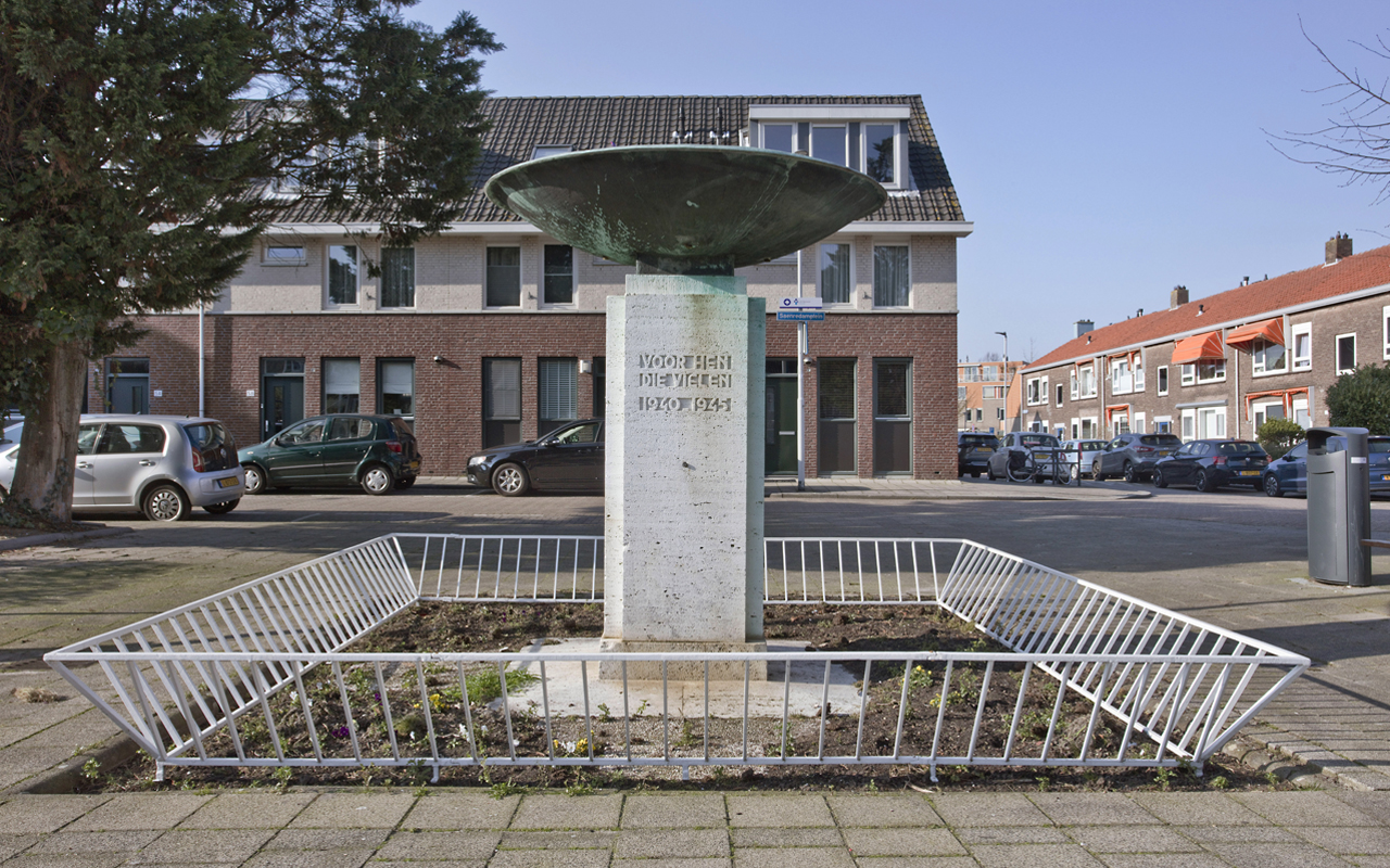 Herdenkingsmonument Overschie '40-'45 - BKOR